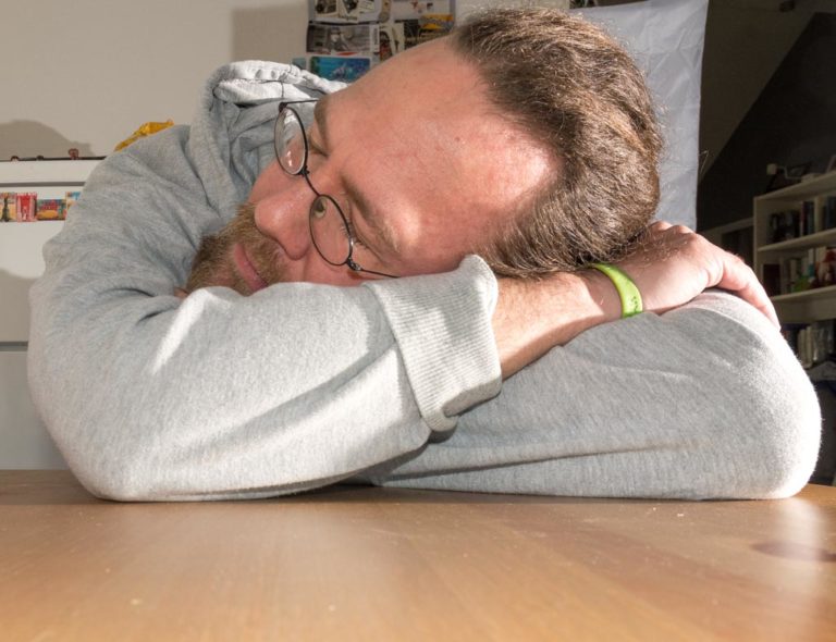 Tag des Nickerchens am Arbeitsplatz - Workplace Napping Day USA 2025