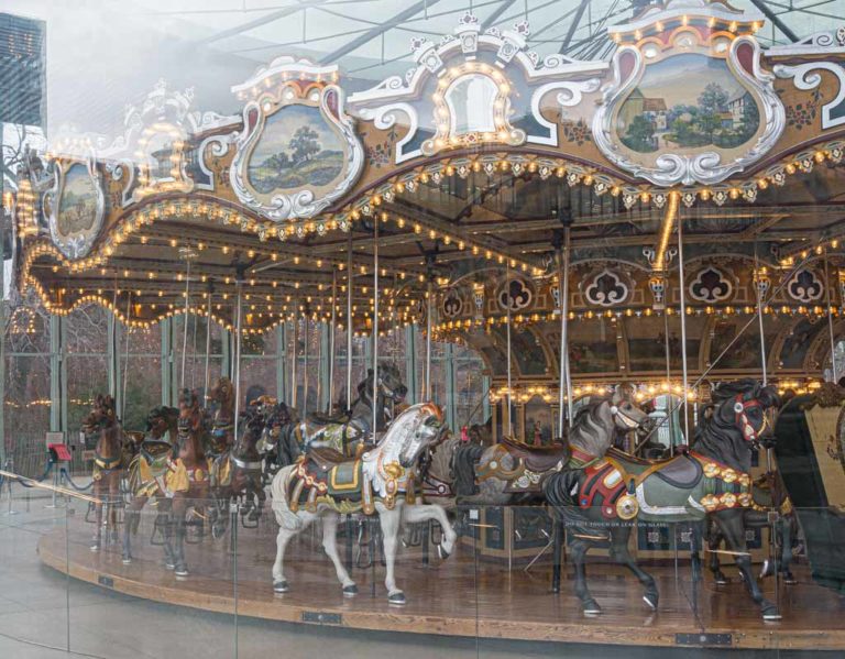 Tag des Karussells: National Carousel Day - Merry-Go-Round Day 25.Juli